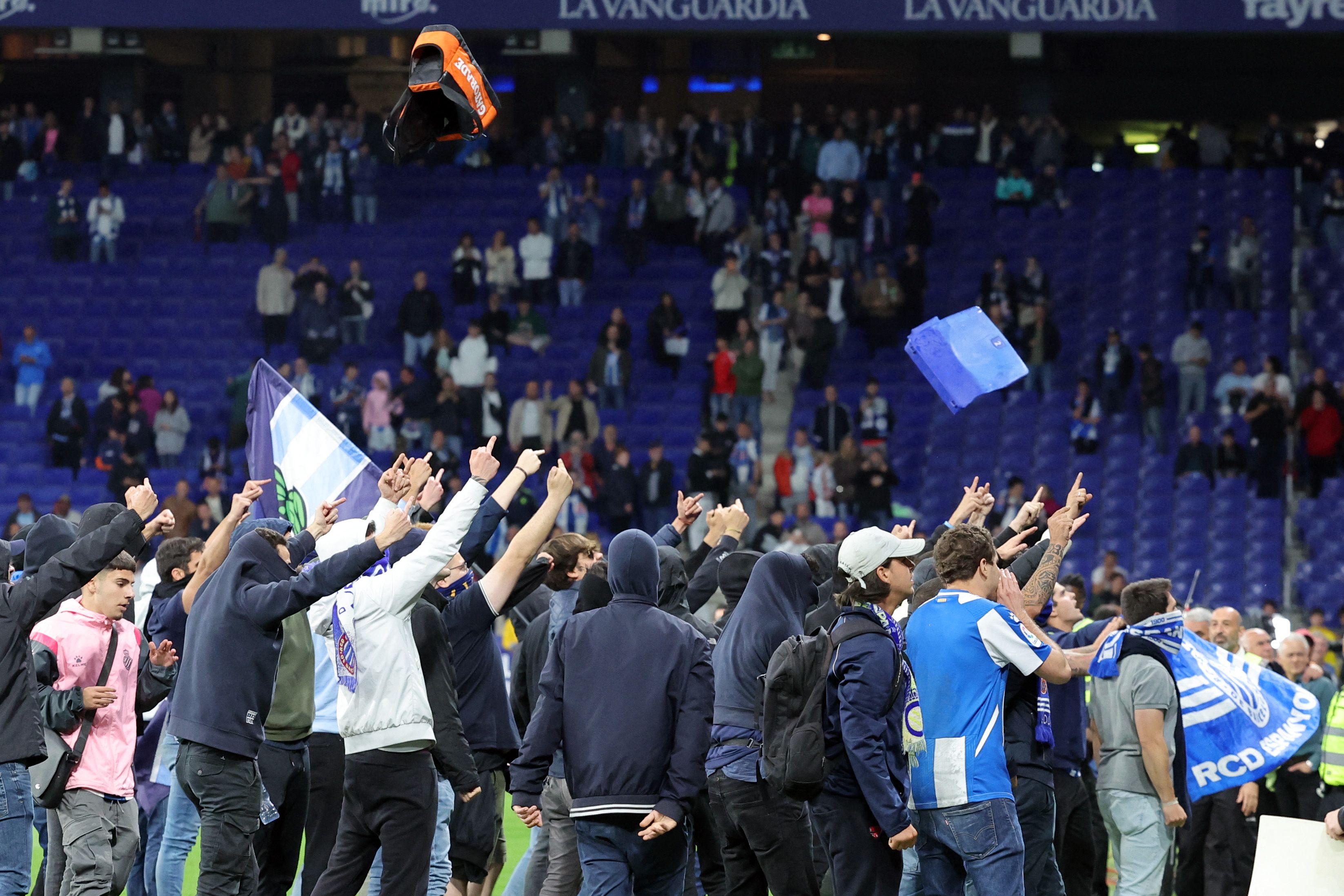 Kronologi Fans Espanyol Ngamuk Hingga Kejar Pemain Barcelona Di